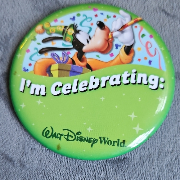 Disney | Accessories | Disney Goofy Green Celebration Button | Poshmark
